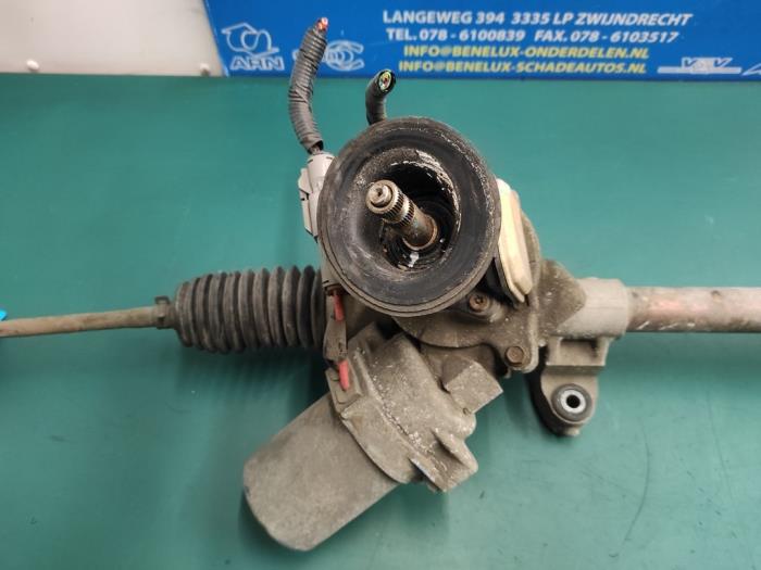 Power steering box Suzuki Swift 1.3 VVT 16V - SHOWA63J5 SHOWA