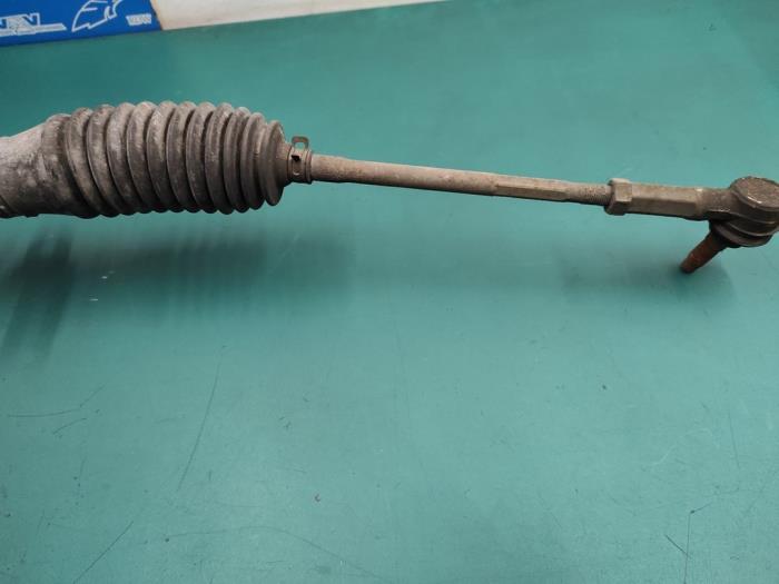 Power steering box Suzuki Swift 1.3 VVT 16V - SHOWA63J5 SHOWA