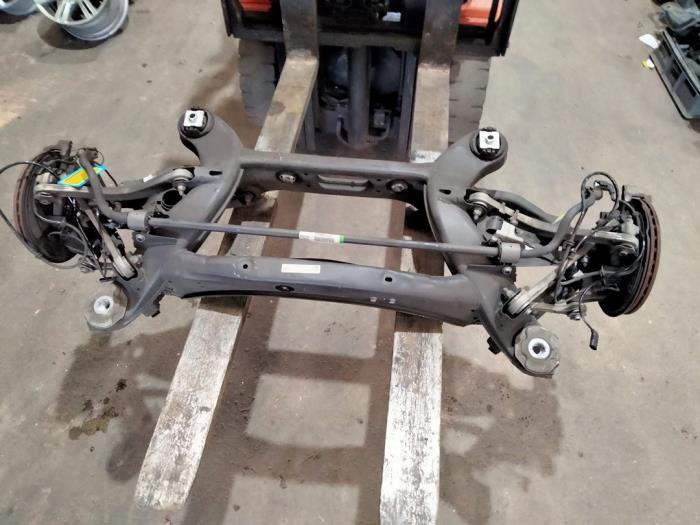 Rear wheel drive rear axle Mercedes C C-250 2.0 16V - A2133504903