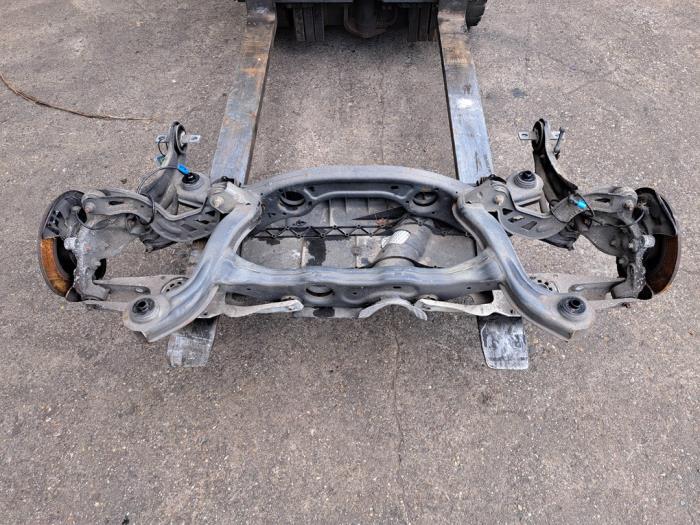 Rear-wheel drive axle Mercedes B 1.5 B-180 CDI,d 16V - 2463503001 K9KB6