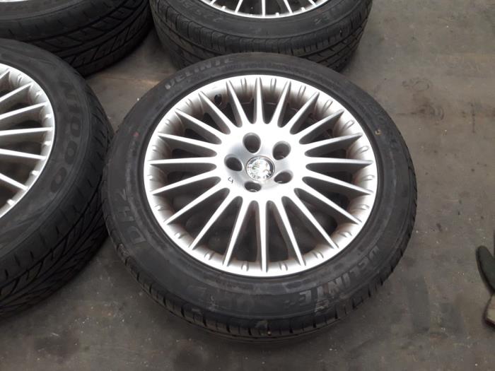 Set of sports wheels Alfa Romeo 159 1.9 JTS 16V - 50501529 Alloy