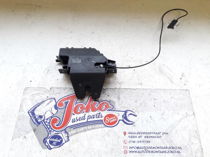 Tailgate lock mechanism BMW 1 serie 118d 16V - 51247840617