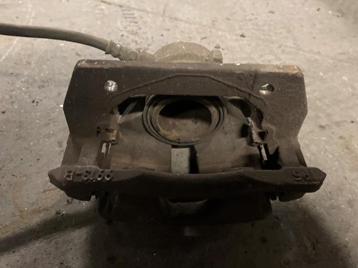 Front brake calliper, right Mercedes B 2.0 B-180 CDI 16V - A1694200283 ...