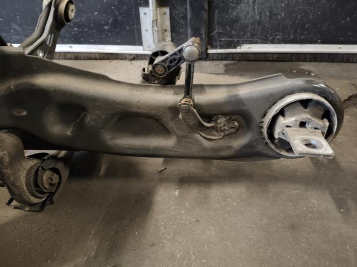 Rear suspension system, right Mercedes CLA 1.6 CLA-200 16V - A2463501006