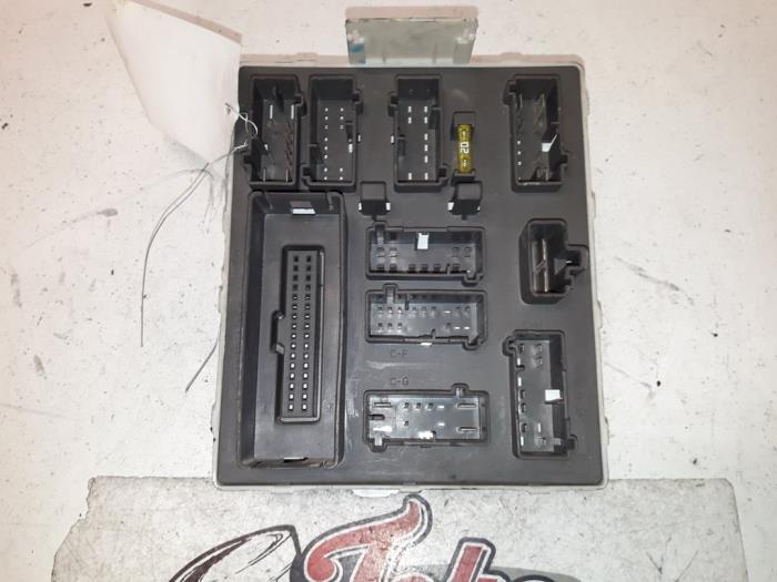 Fuse box Ford Transit Connect 1.8 Tddi - 4421543