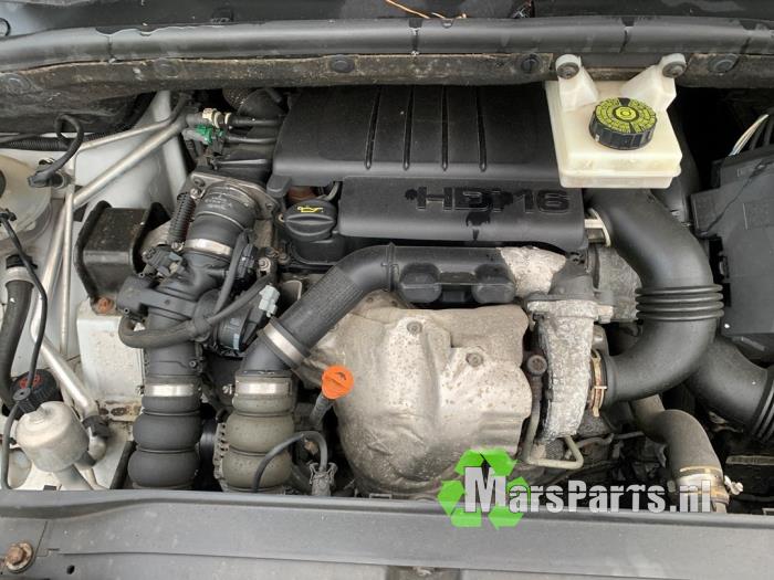 Engine Citroen C4 Picasso 1.6 HDi 16V 110 - 0135QE 9HZ