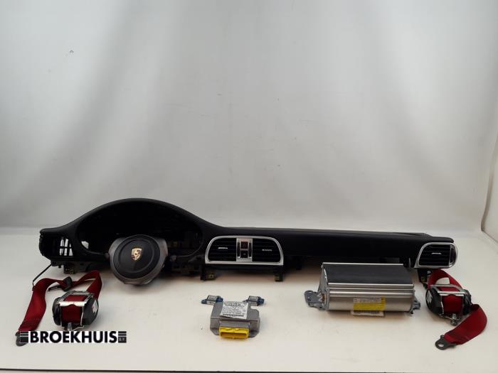 Porsche 911 Airbag sets + modules stock | ProxyParts.com