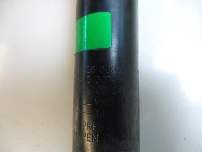 Shock absorber kit Renault Twingo III 1.0 SCe 70 12V - A4533260000