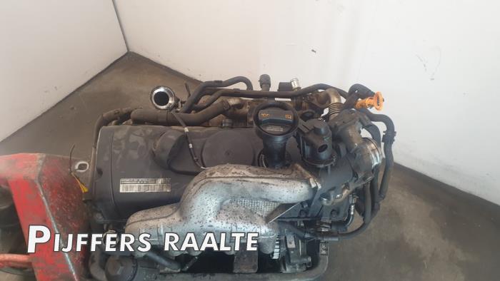 Engine Volkswagen Transporter T5 2.5 TDi PF - BNZ