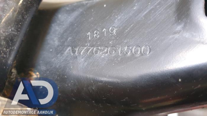 Subframe Mercedes B 1.3 B-200 Turbo 16V - A2473200511 282914