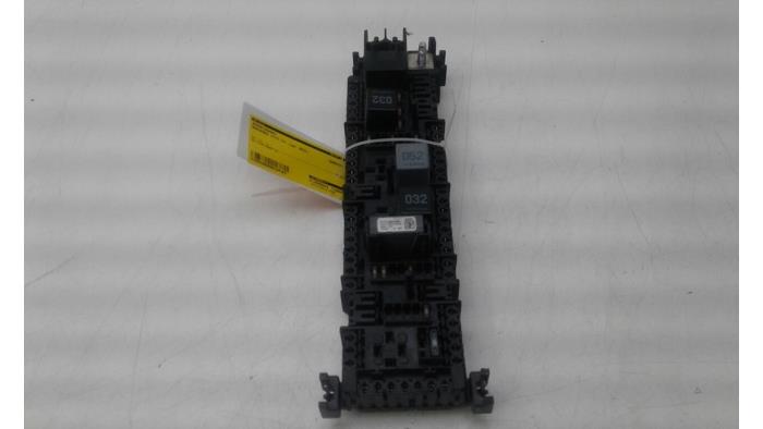 Boîte à fusibles Mercedes V 2.1 200 CDI, 200 d 16V - 4479060117
