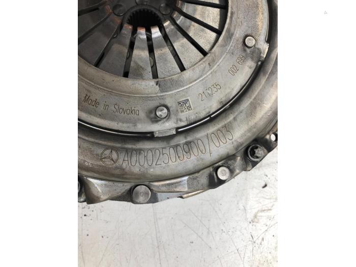 Dual mass flywheel Mercedes Vito 2.0 116 CDI 16V - 0002500900 654920
