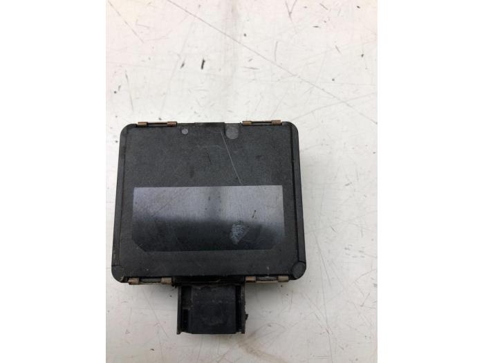 Capteur radar Mercedes C Estate C-300 e 2.0 16V - 0009055211