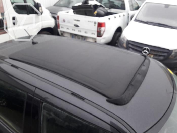 Suzuki Swift Toits ouvrants stock | ProxyParts.fr