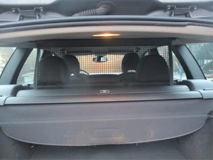 Volvo v50 parcel shelf store