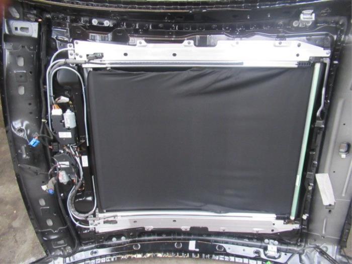 Panoramic roof Mercedes E E-350 CGI V6 24V - A2077800429