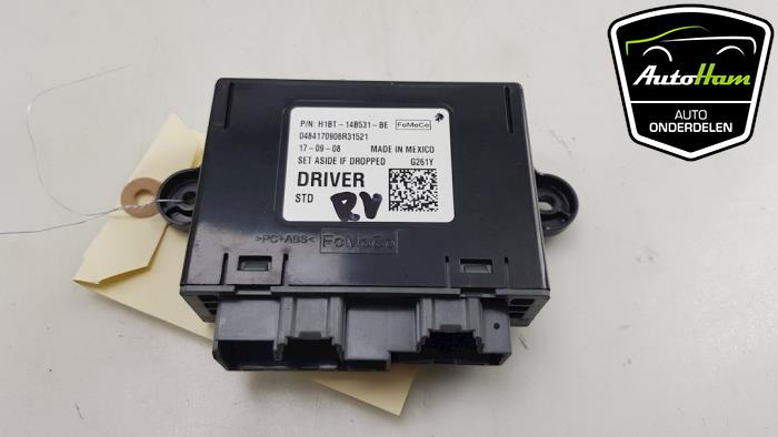 Central door locking module Ford Fiesta 7 1.0 EcoBoost 12V 100 ...