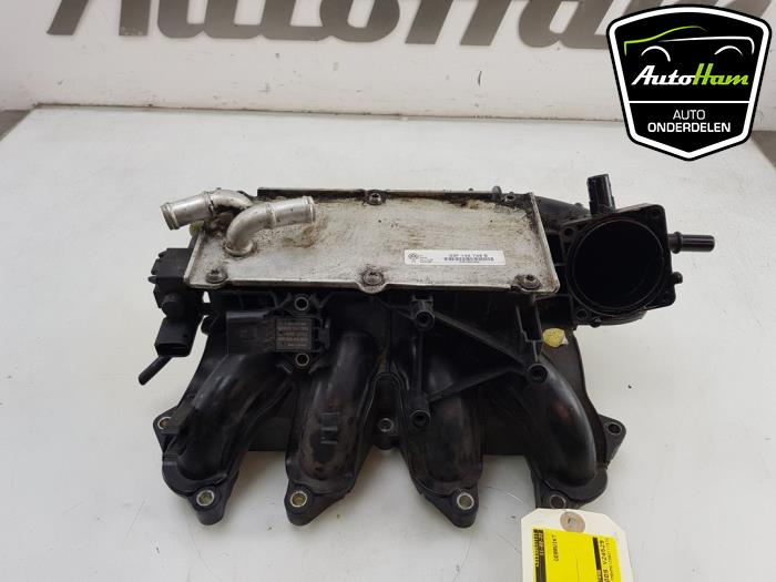 Intake manifold Skoda Octavia Combi 1.2 TSI - 03F145749B CBZB