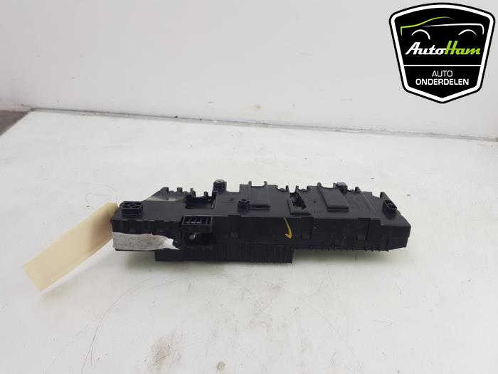 Fuse box Mercedes V 2.1 250 BlueTEC, 250 d 16V - A4475404326 MERCEDES