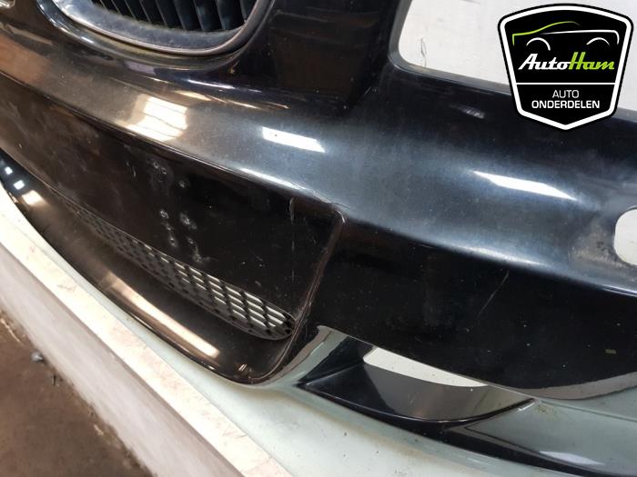 Front bumper BMW 1 serie 123d 16V . 475 - 51117837422 - AutoHam