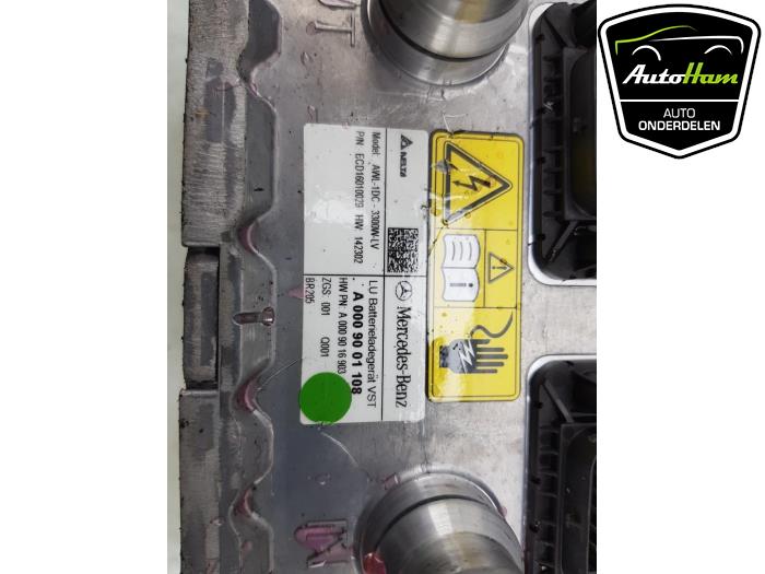 Battery charger Mercedes C Estate C-350 e 2.0 16V - A0009005909 MERCEDES