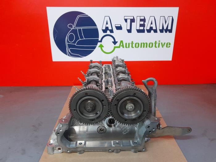 Cylinder head Mercedes E E-220d 2.0 Turbo 16V - R654016 654920