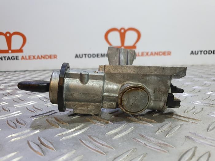 Ignition lock + key Daihatsu Sirion/Storia 1.0 12V - D930063