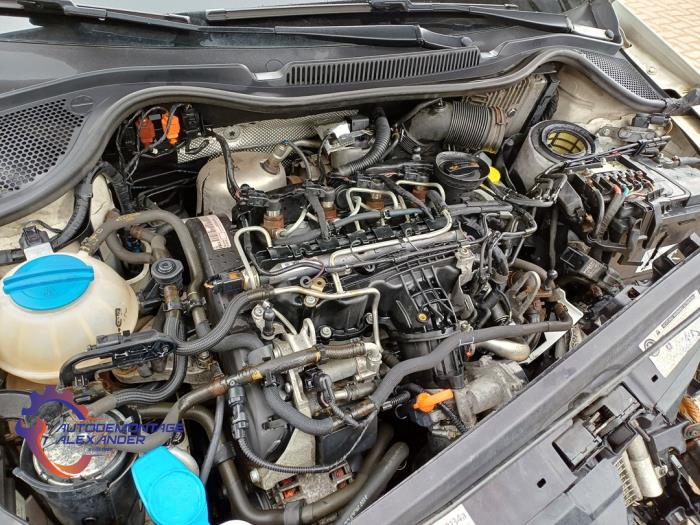 Moteur Volkswagen Polo V 1.6 TDI 16V 90 - 03L100090Q CAYB