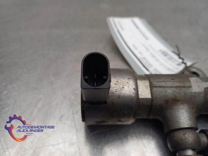 Fuel injector nozzle Mercedes Sprinter 5t 513 CDI 16V - A6510700495 ...