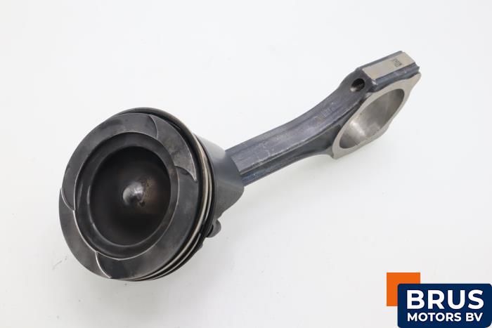 Connecting rod Mercedes E E-220d 2.0 Turbo 16V - A6540300100 65492080