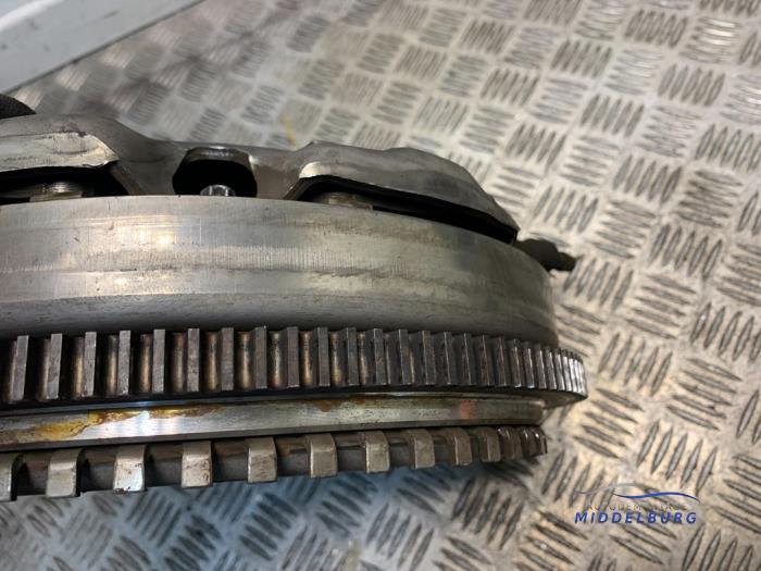 Dual mass flywheel Mercedes Vito 2.2 109 CDI 16V - A6460300805 646983 LUK