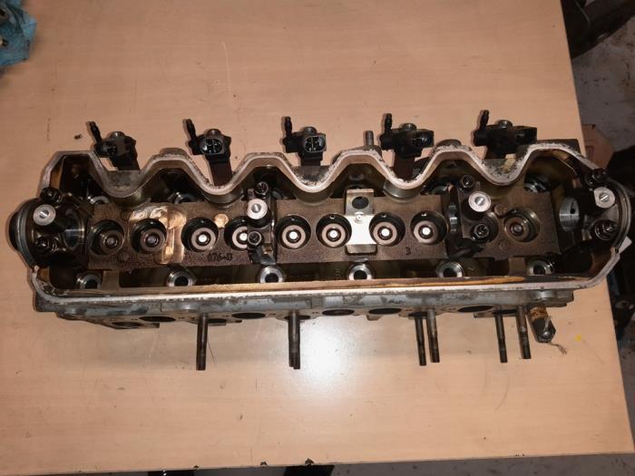 Cylinder head Volkswagen Crafter 2.5 TDI 30/32/35/46/50 - 076103373D BJK