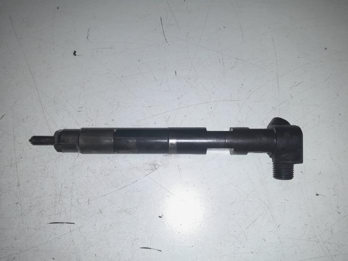 Injector (diesel) Mercedes Sprinter 3,5t 310 CDI 16V - A6510700587 ...