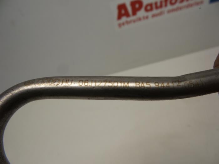 Fuel line Audi A4 2.0 TFSI 16V - 06J127501M CDNC KBZ - AP Autos
