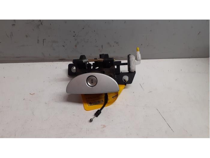 Tailgate lock mechanism Mercedes A 2.1 A-210 Evolution - A1687400193