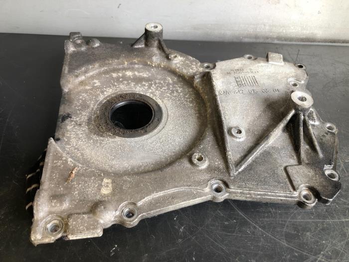 Timing cover Mercedes Viano 3.0 CDI V6 24V - A6420150601 642990
