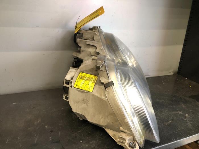 Headlight, left Mercedes C Combi 2.2 C-220 CDI 16V - A2038201159