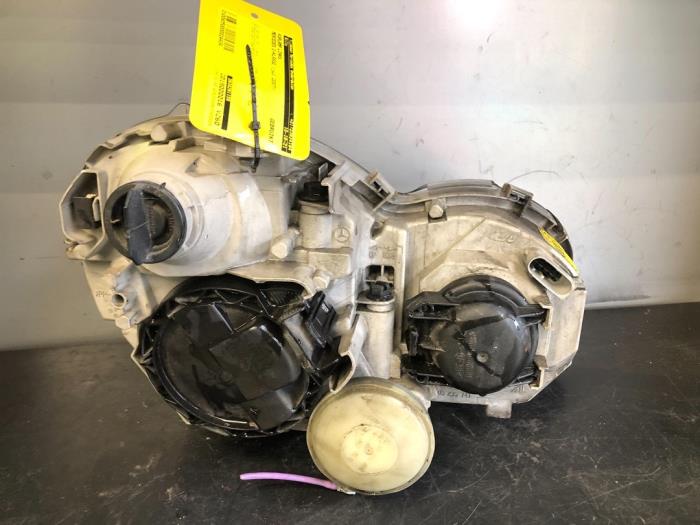 Headlight, left Mercedes C Combi 2.2 C-220 CDI 16V - A2038201159