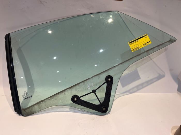 Window 2-door, rear left Mercedes E E-350 CGI V6 24V - A2076701500