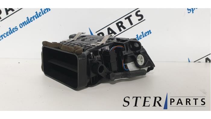 Dashboard vent Mercedes E Estate E-200 CDI 16V BlueEfficiency,BlueTEC ...
