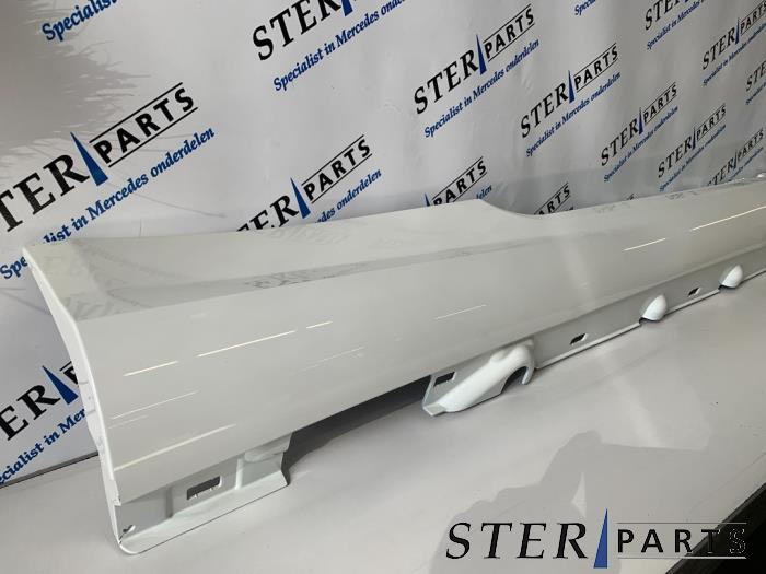 Side skirt, right Mercedes E E-220 CDI 16V BlueEfficiency - A2076981454