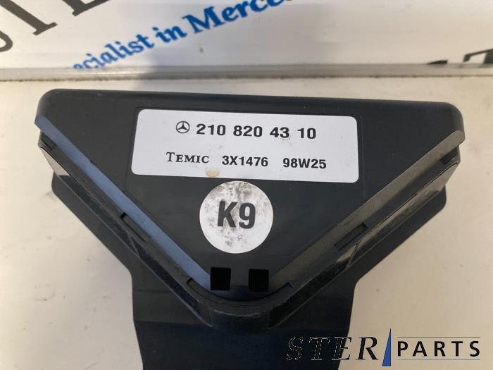 Alarm sensor Mercedes E 2.0 E-200 16V - A2108204310 MERCEDES