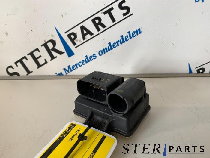 Glow plug relay Mercedes E E-250 CDI 16V BlueEfficiency 4-Matic ...