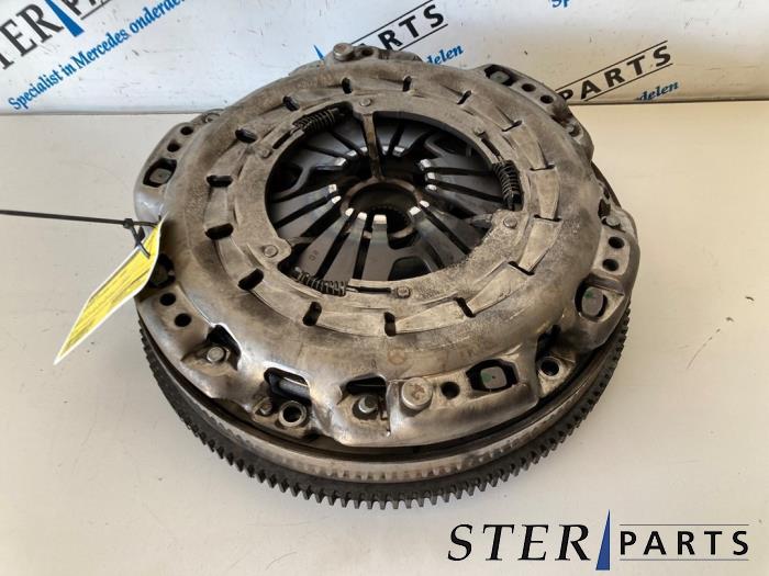 Flywheel Mercedes C 2.2 C-200 CDI 16V Eco - A6460302505 646812 MERCEDES