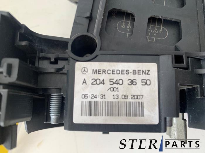 Fuse box Mercedes C Estate 3.0 C-320 CDI V6 24V - A2045403650 MERCEDES