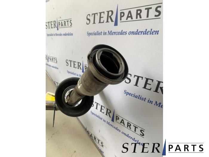 Fuel tank filler pipe Mercedes B 1.8 B-180 CDI BlueEFFICIENCY 16V ...