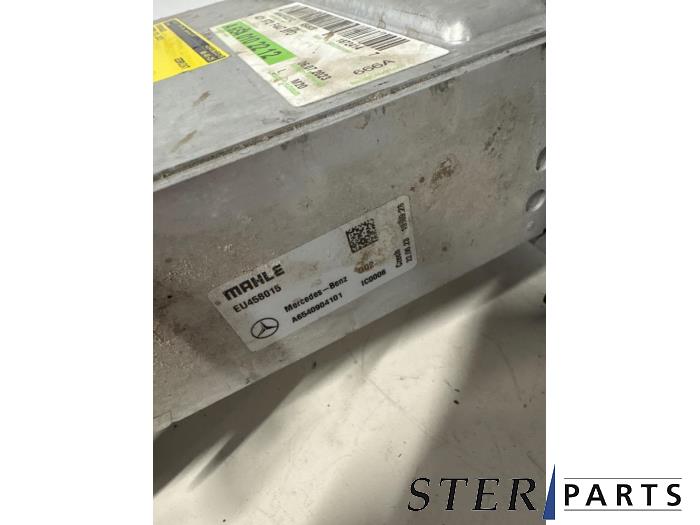 Intercooler Mercedes Vito 2.0 110 CDI 16V - 6540904101 654920 MERCEDES