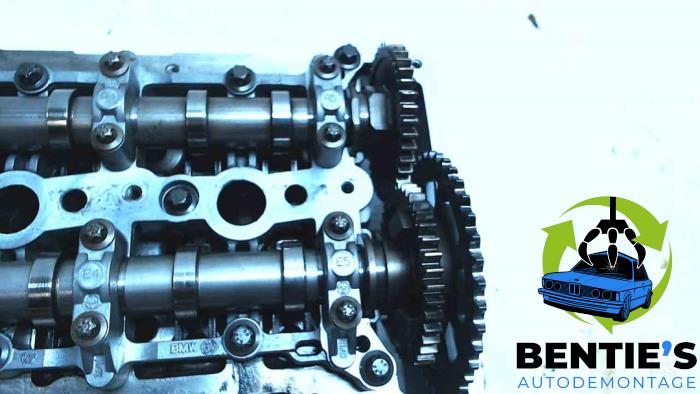 Cylinder head BMW 5 serie Touring 525d 16V - 11127810463 N47D20D