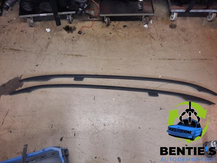 Roof rack kit BMW 3 serie Touring 316i 16V - 51138262617