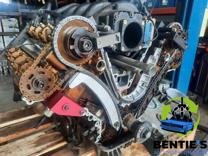 Engine BMW X5 4.4 V8 32V - 11007503392 M62B44